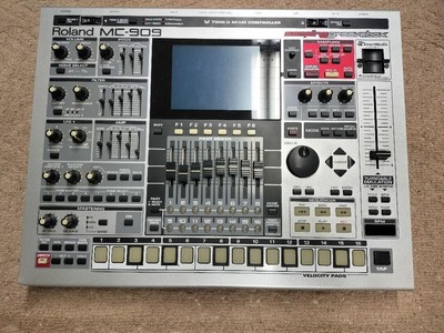 Roland MC-909 Music Sampler Sampling Groovebox Drum Machine Synthesizer ...