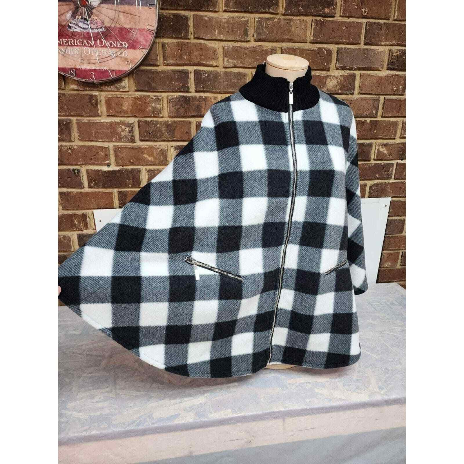 NEW Le Moda Fleece white/Black Plaid Side Button Cape Wrap Poncho One ...