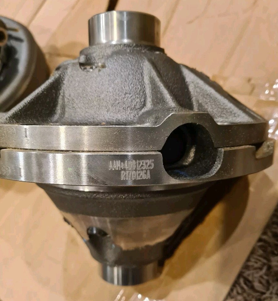 AAM GM 14 Bolt Axle Gov Lock Limited Slip Posi Carrier Differential 4. ...