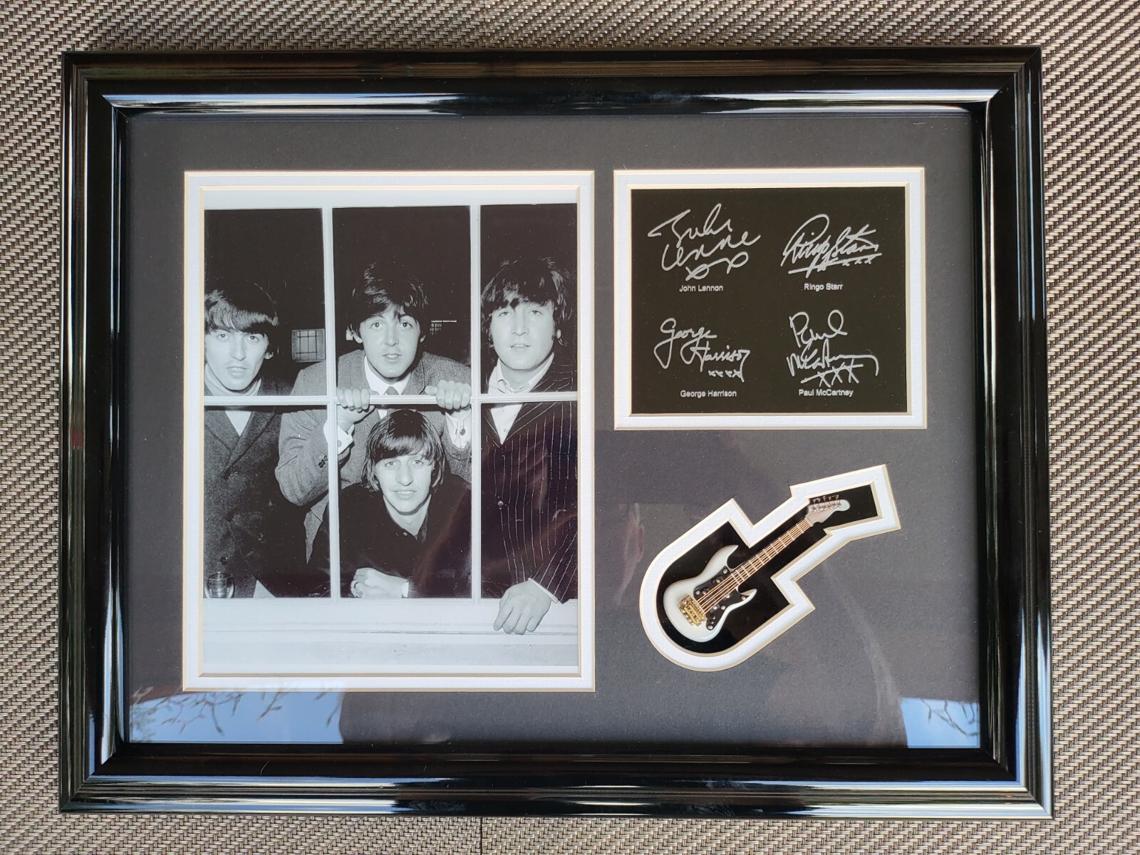 Rare BEATLES Memorabilia, Black in White Picture, Signatures, and Mini ...