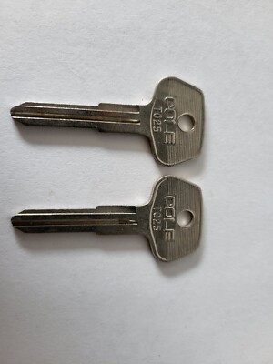 COLE KEY BLANK UNCUT T025 NOS FITS TOYOTA 2PCS. {TR25/T8IA} | eBay