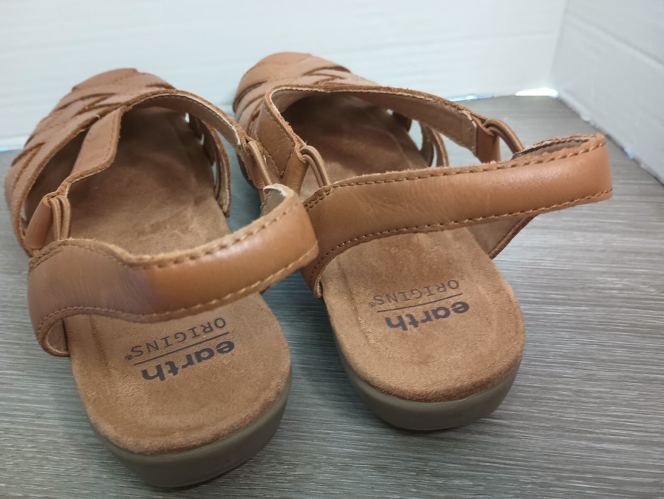 Earth Origins Closed Toe Sandals Size 7 Tan Leather Slingback Moccasin ...