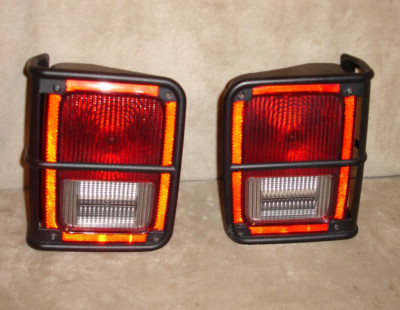 Set of (2) Jeep Wrangler OEM Tail Lights 2007-2018 55077890AH ...