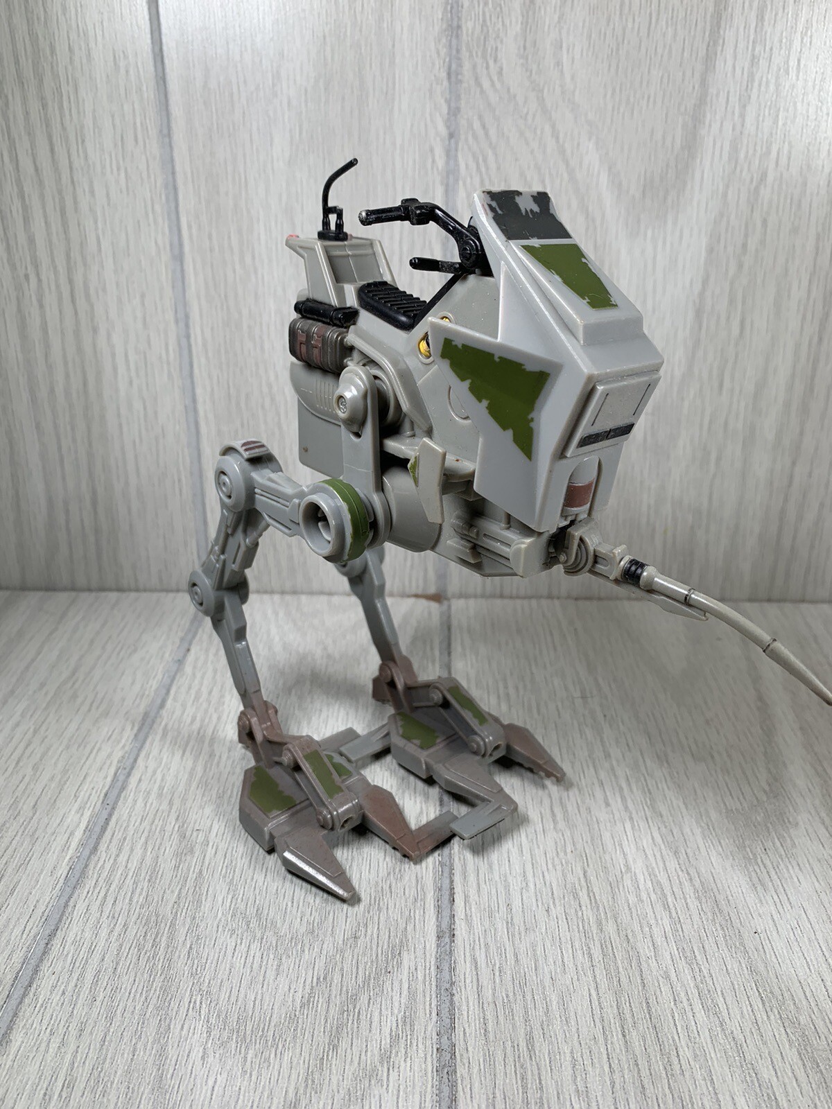 2004 Hasbro Star Wars Republic AT-RT Scout Walker Motorized Toy Works ...