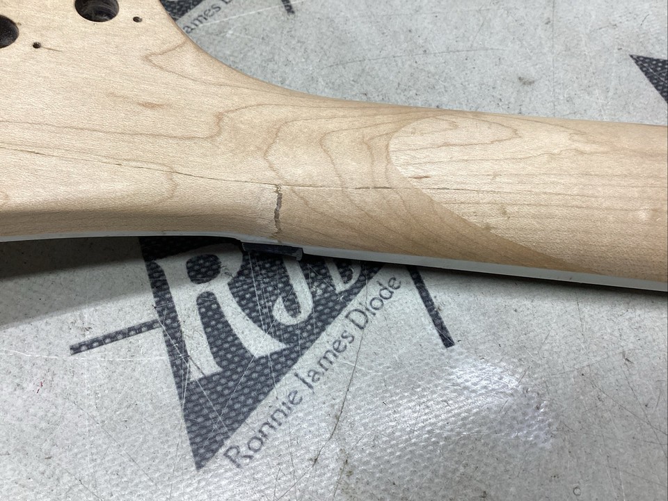 Jackson JS32 Electric Guitar Neck Locking Shark Fin Bound Repaired | eBay