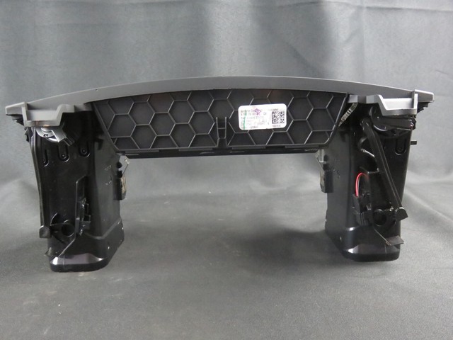 MERCEDES BENZ W166 Ml GL GLE Vent Dash Air Center Guide A1668300854 for ...