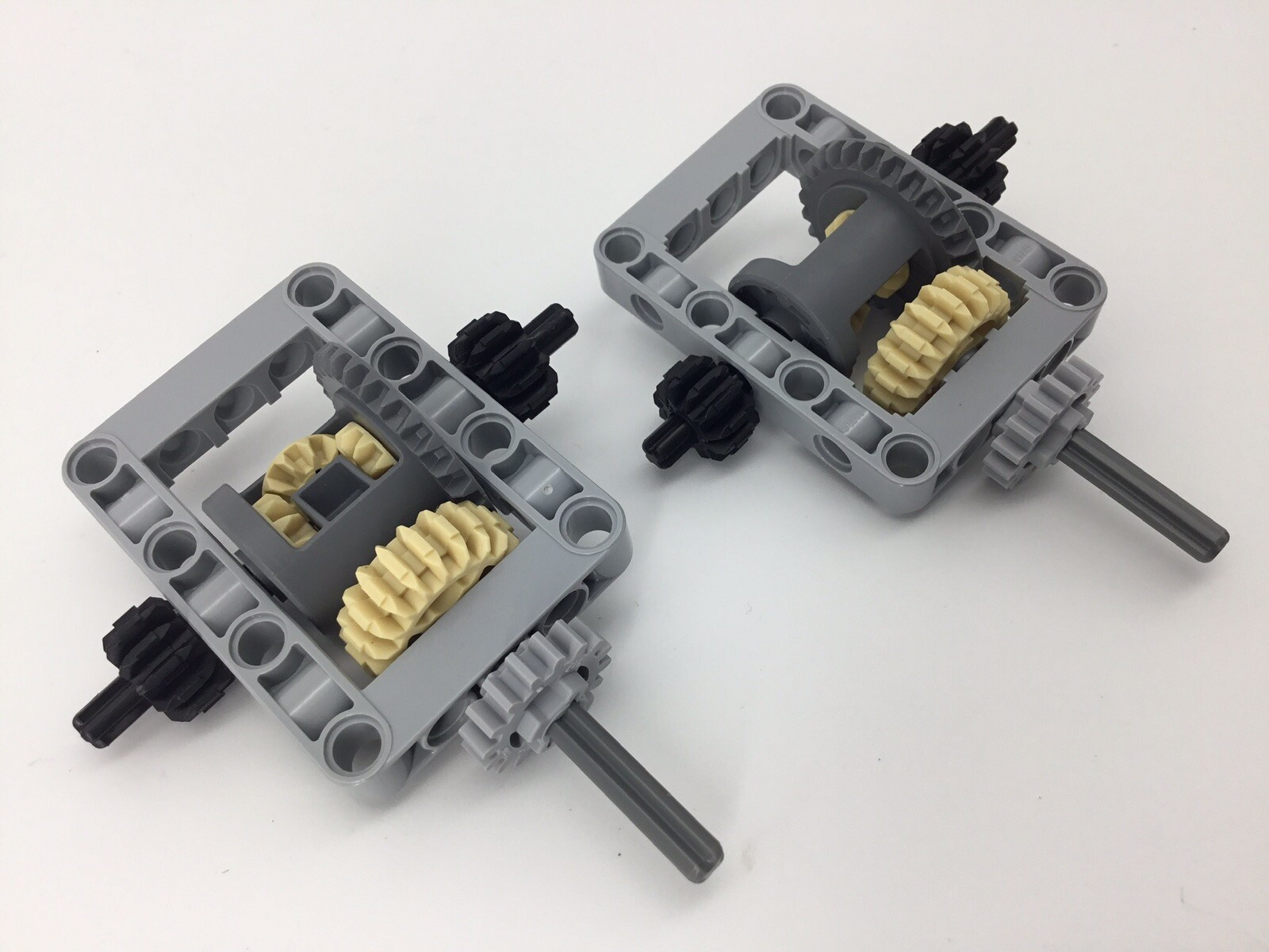 LEGO Technic Differential + 7x5 Liftarm Rahmen 42043 refurbished ...