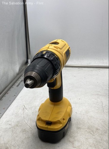 DeWalt DC759 Yellow Black Cordless 18V Drill/Driver Set With Battery ...