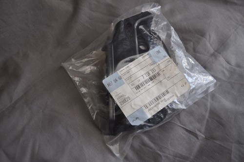 BMW E90 M3 325 328 330 335 06-11 Left Rear Tail Light Guide 51127118193 ...