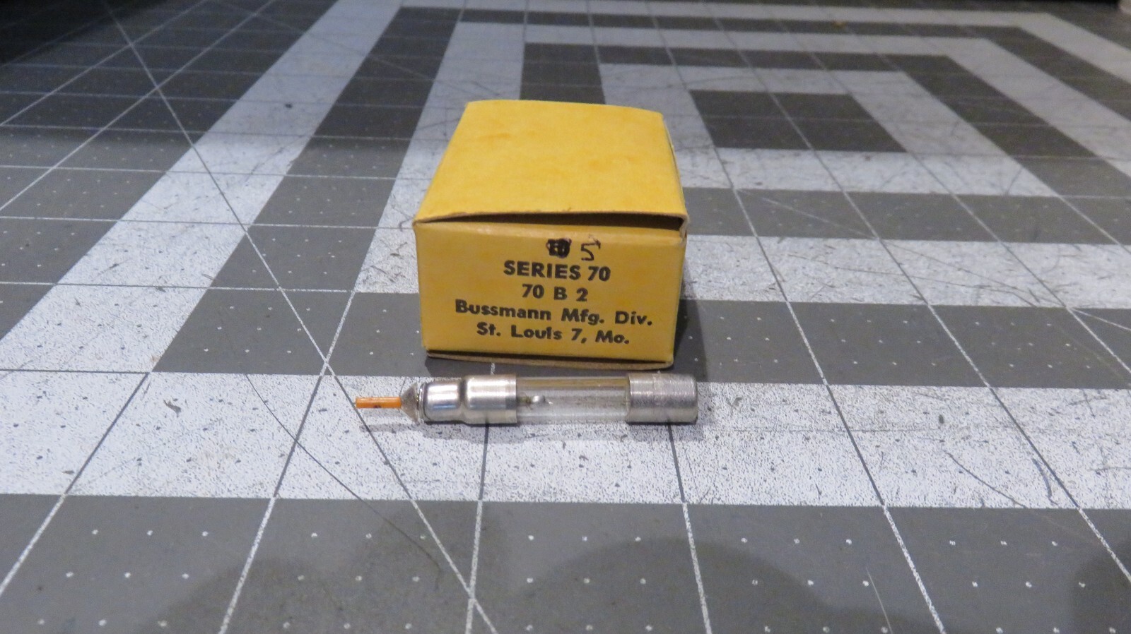 Bussmann 70 Series Telepower Indicating Fuses 70A 70B 70C 70D 70E 70F ...