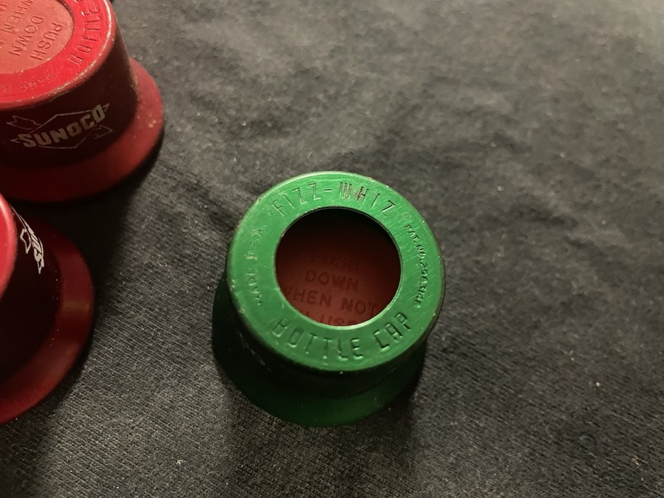 Fizz-Whiz Vintage Soda Bottle Cap Sunoco Oil G. Vogt Oil Co. Lot of 6 ...