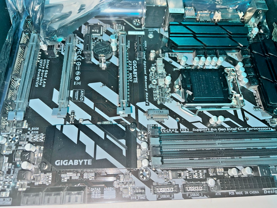 GIGABYTE Z370 HD3 LGA 1151 Intel Z370 HDMI ATX Intel Motherboard (Bent ...