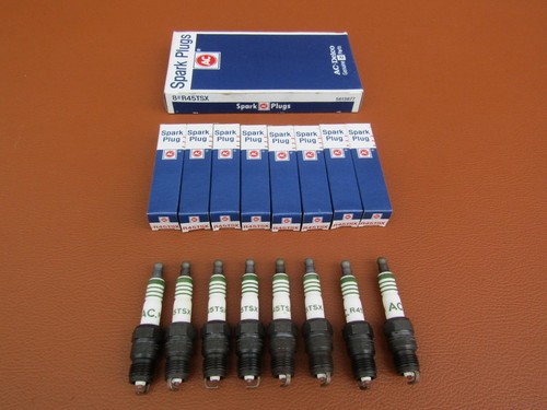 NOS Vintage Green Ring AC R45 TSX Spark Plugs "Set of 8" GM # 5613877 ...