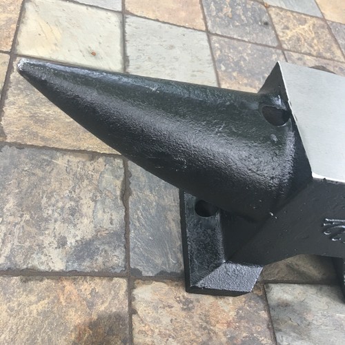 VEVOR Round Horn 66 lbs Blacksmith Forged Steel Anvil - XZGC5002 for ...