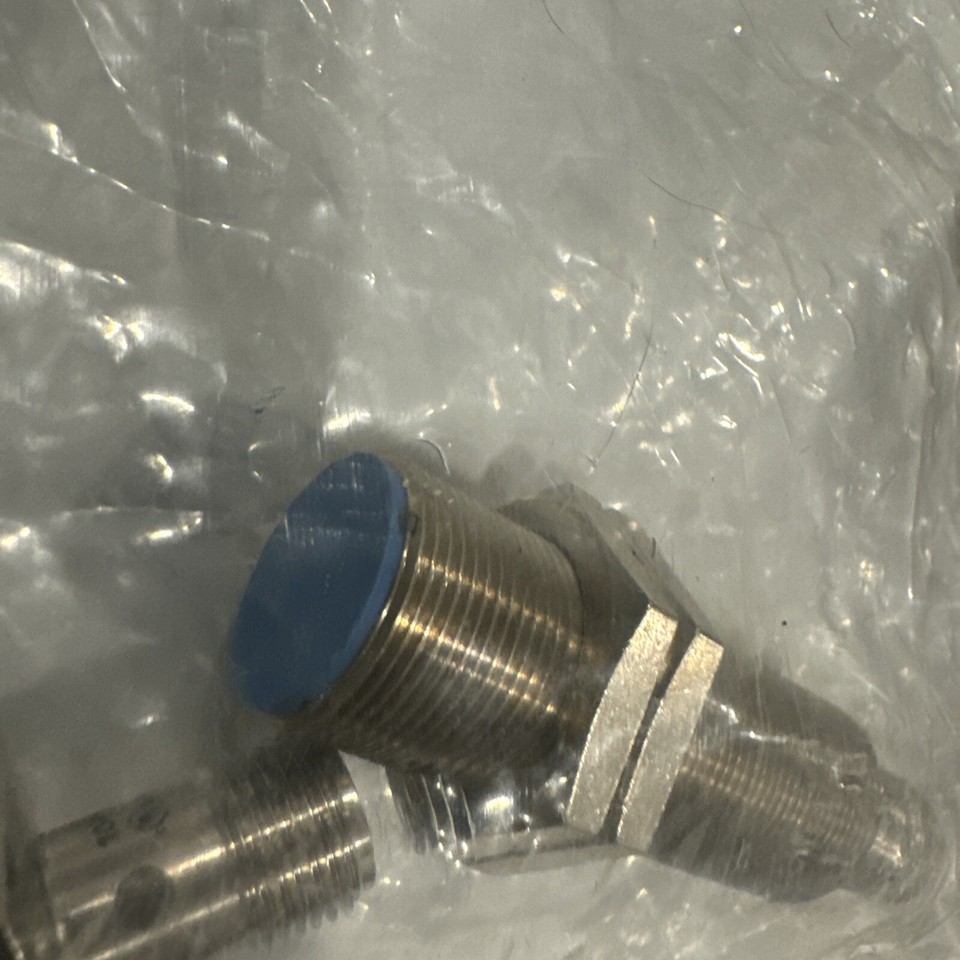 SICK D-79183 Inductive proximity sensor IME18-08BPSZCOS 1040966. New | eBay