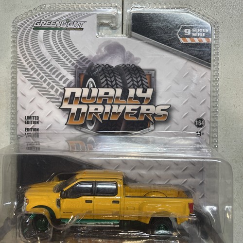 CHASE Greenlight Dually Drivers Series 9, 2019 Ford F-350 - School Bus ...