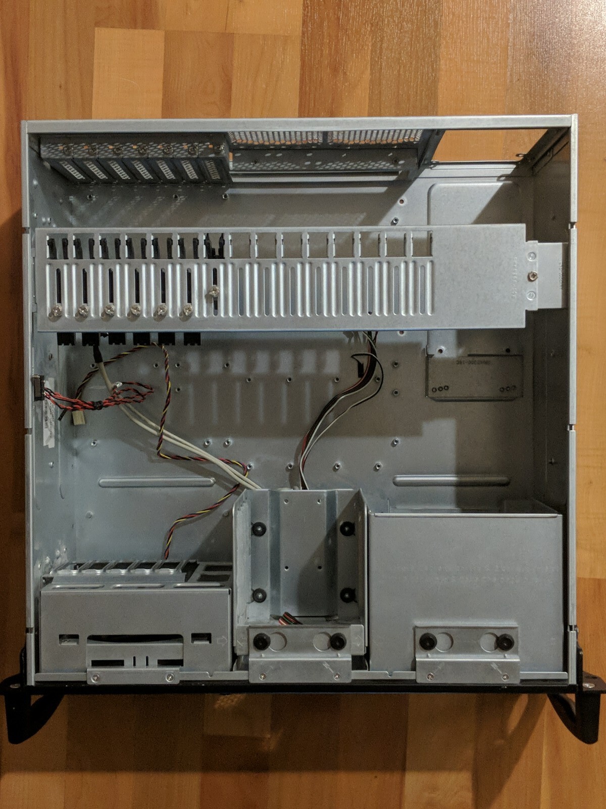 Chenbro RM42300-F 4U Rackmount Server Case with Rails and Left Storage ...