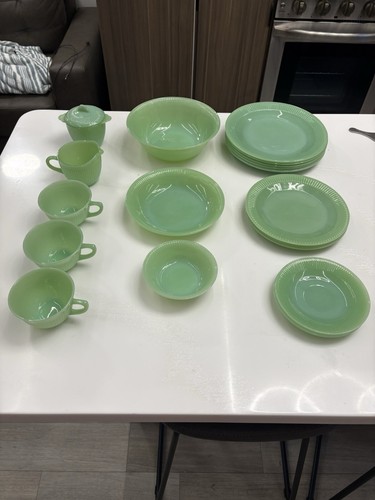 18 Piece Vintage Jadeite Dish Collection | eBay