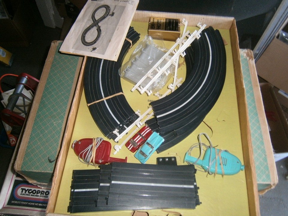 VINTAGE ELDON HO SCALE SLOT CAR SET SUPER NICE SUPER CLEAN | eBay