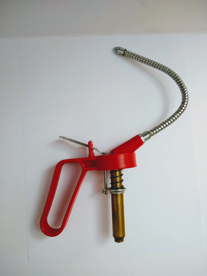 PUMP OILER 16 oz Metal Body Flexible Metal Spout and Pump Made in ...