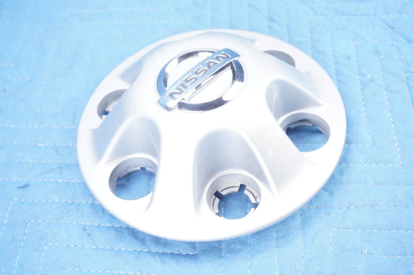 Nissan Titan XD Wheel Center Cap Cover 40315-7S000 2004-2021 OEM | eBay