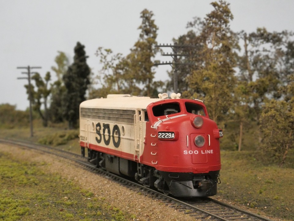 Athearn HO EMD F7 Soo Line Custom Paint x Decaled and Detailed -RTR | eBay