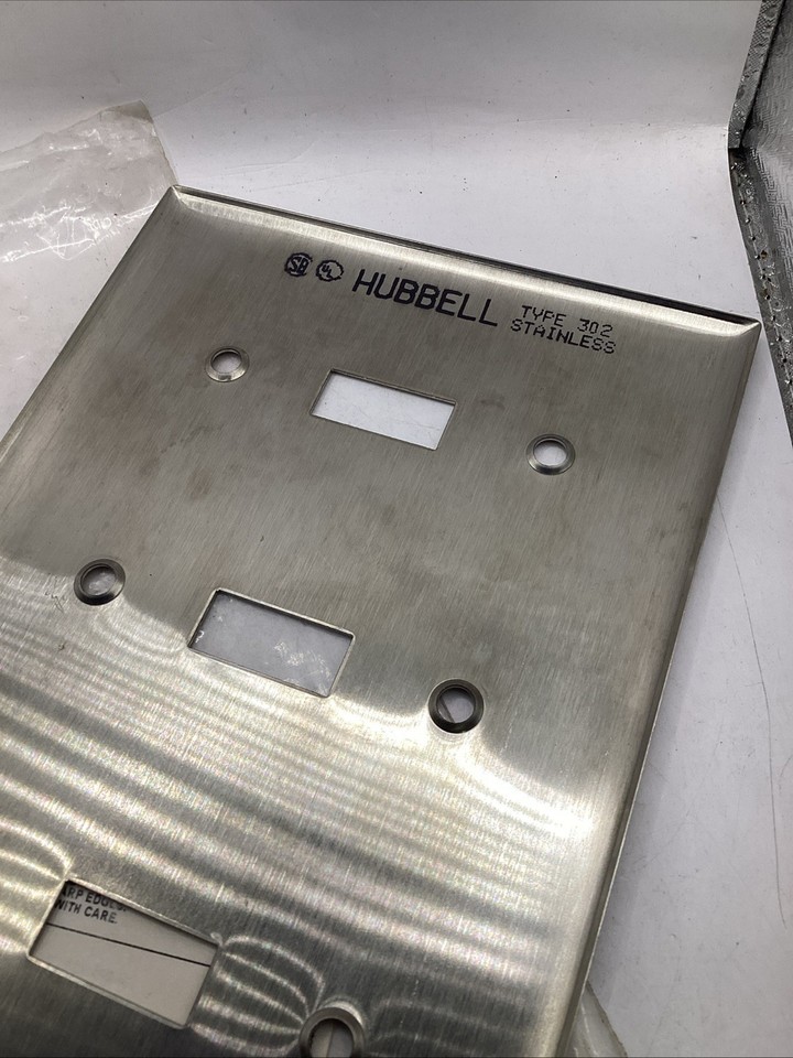 Hubbell Type 302 Stainless Steel 6-Gang Toggle Wall Plate SS6 🟡 ...