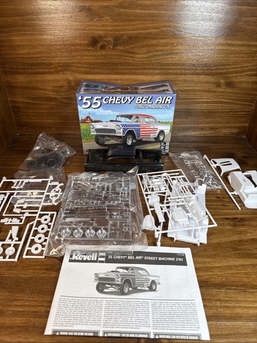 Monogram 55' Chevy Bel Air Street Machine 1:24 Scale Plastic Model Kit ...