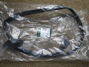 LAND ROVER DISCOVERY 2017-2018 FRONT DOOR SEAL LEFT UPPER !GENUINE ...