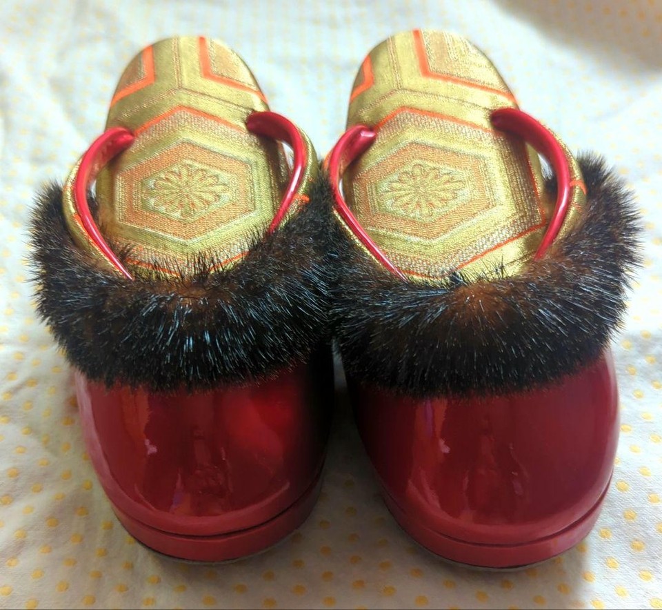 Red Fur Sandals with Original Box, Traditional Geta, 23cm | eBay