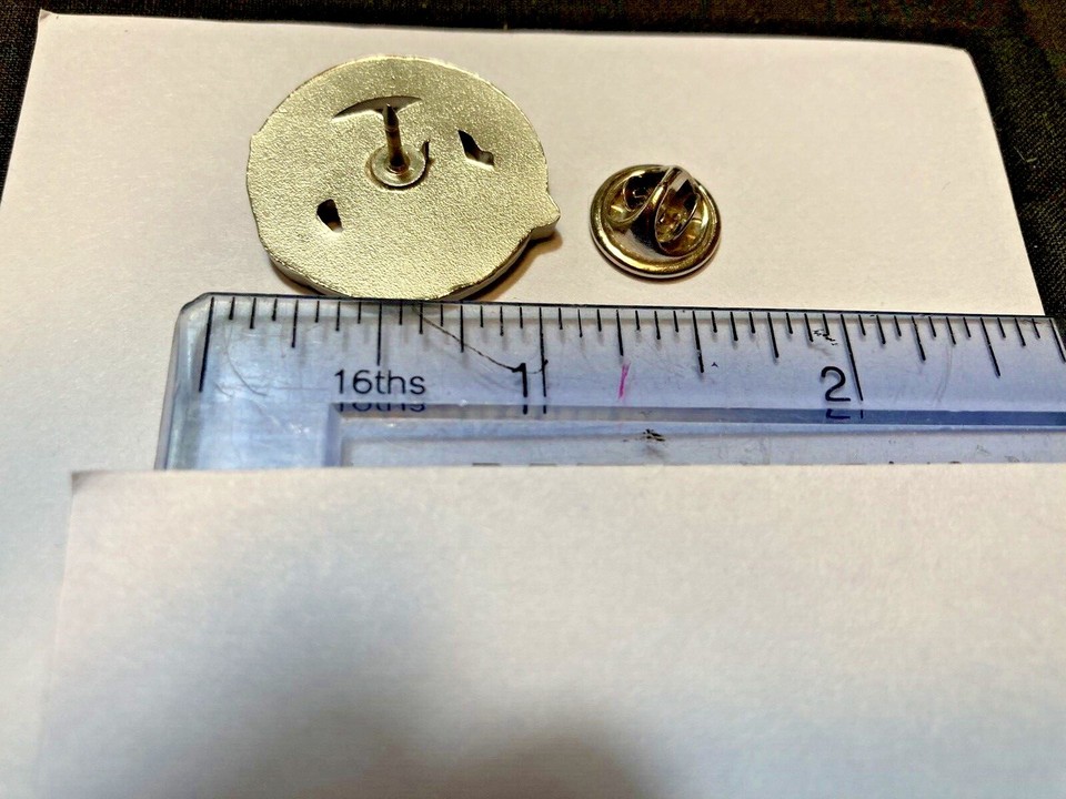 THE Home Depot CELEBRATING 25 YEARS PEWTER LAPEL Apron PIN | eBay