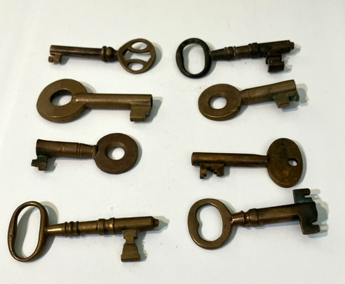 Lot of 8 Unusual Designed Brass Skeleton Keys 2" to 3" long | eBay