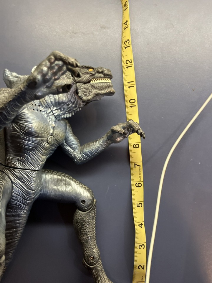 1998 Trendmasters 11’’ Silver Godzilla Action Figure Toy - Works! Roars ...