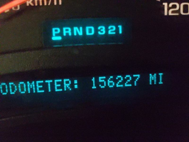 Passenger Headlight With Lower Body Cladding Fits 02-05 AVALANCHE 1500 ...