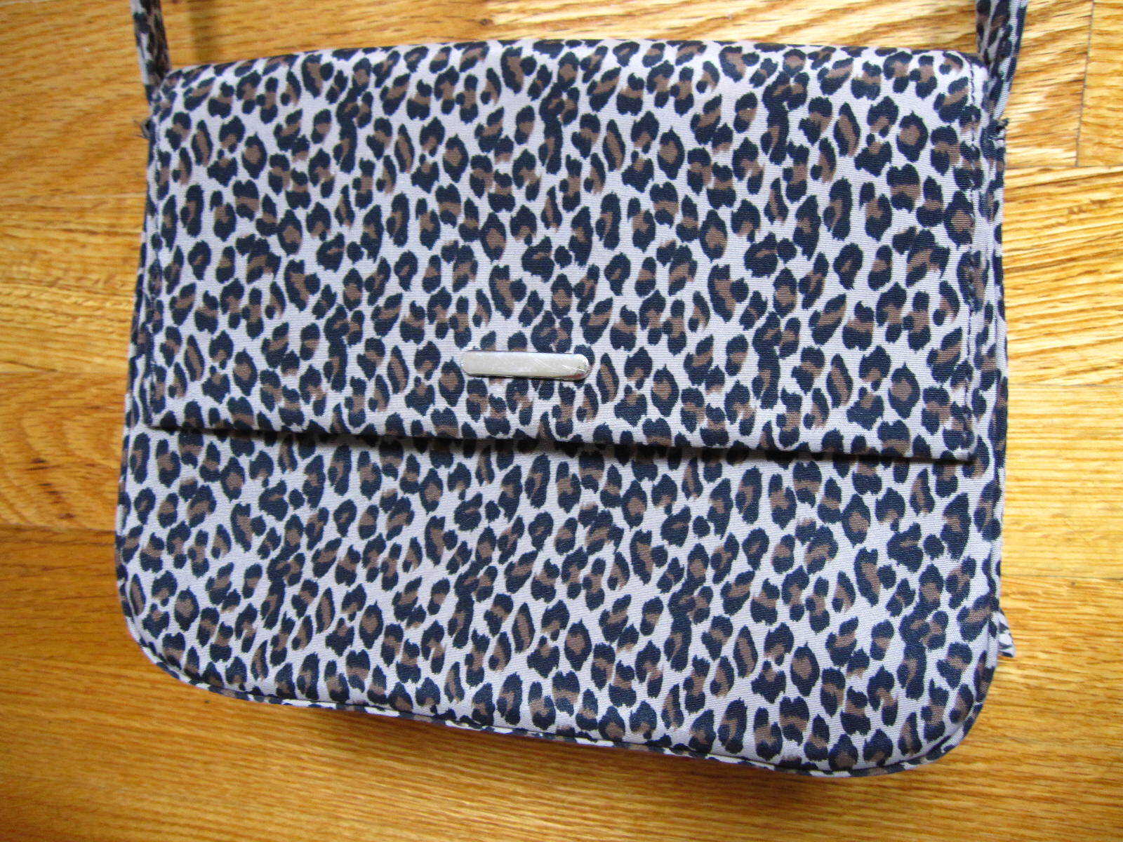 St. Johns Bay purse animal print vinyl wallet I.D. leopard | eBay