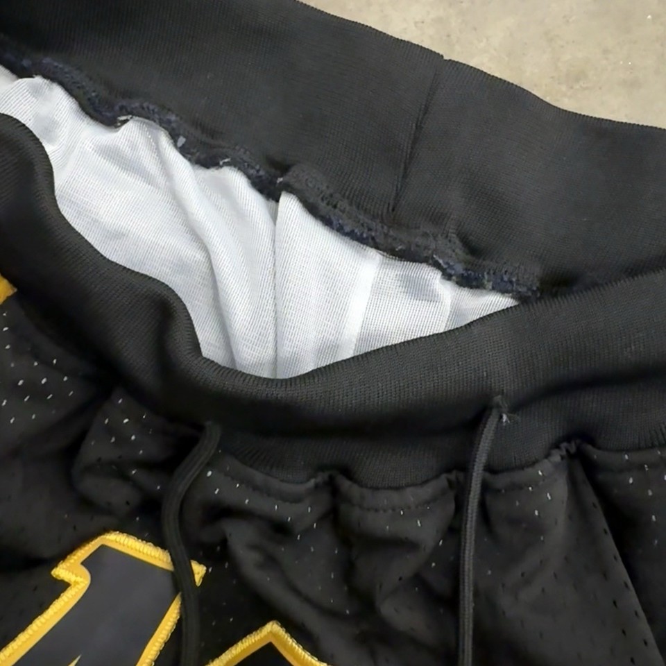 Black Mamba Mesh Basketball Shorts Lakers Kobe Bryant 8” Inseam Size M ...