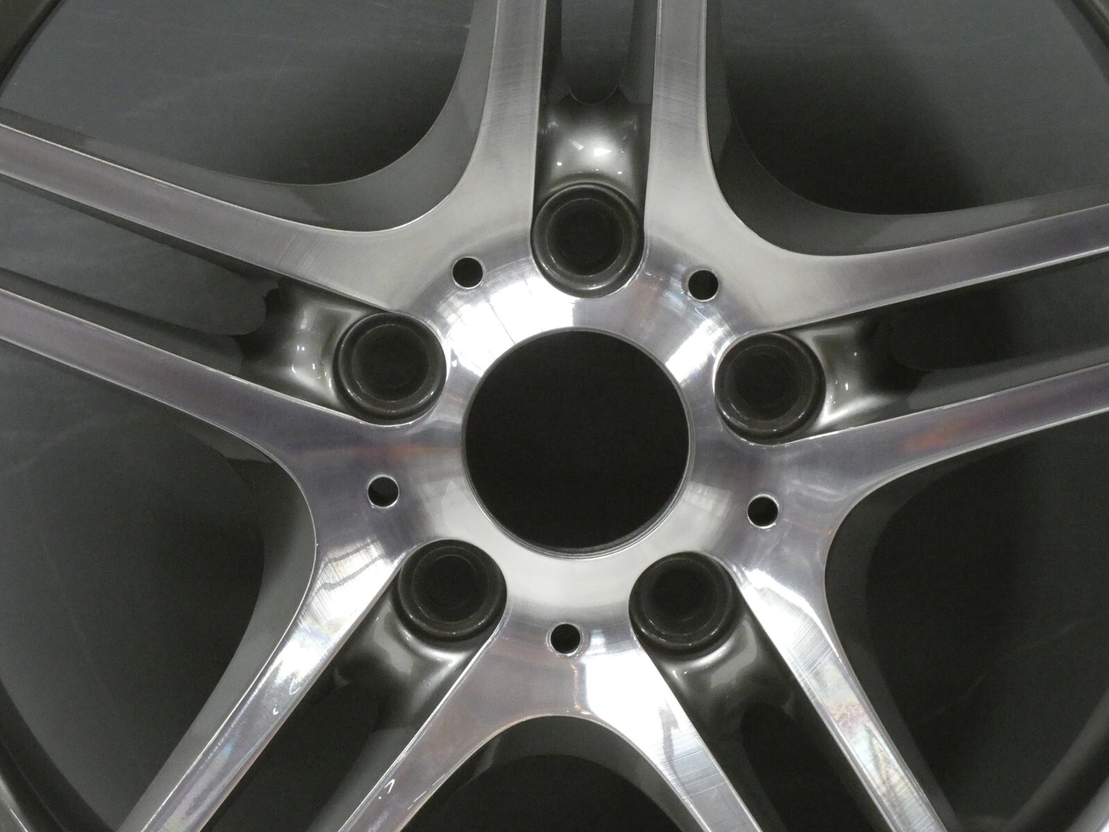 One+BMW+18%22+M+Double+Spoke+Alloy+Wheel+1+E87+313+313m+Genuine+Rear+8 ...