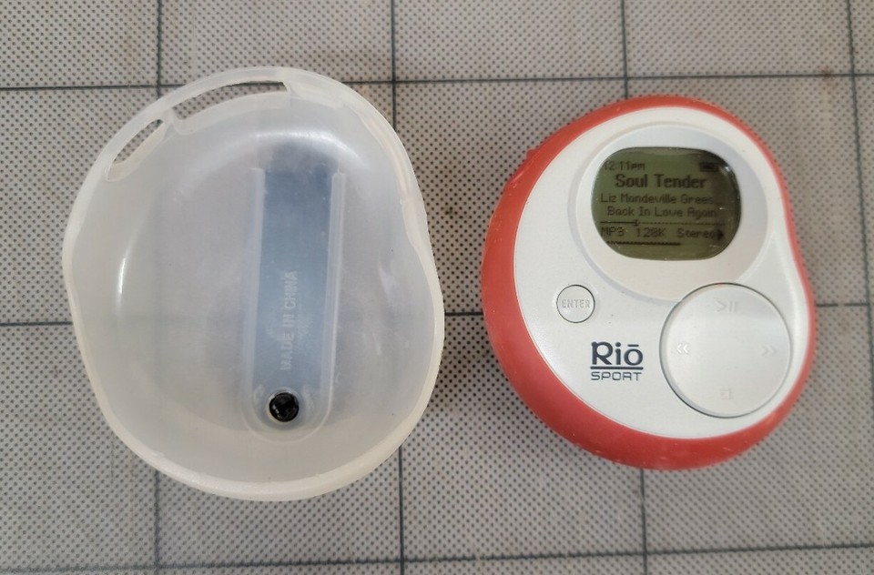 RIO SPORT MP3 PLAYER SONIC BLUE 128 MB DIGITAL MUSIC S35S | eBay