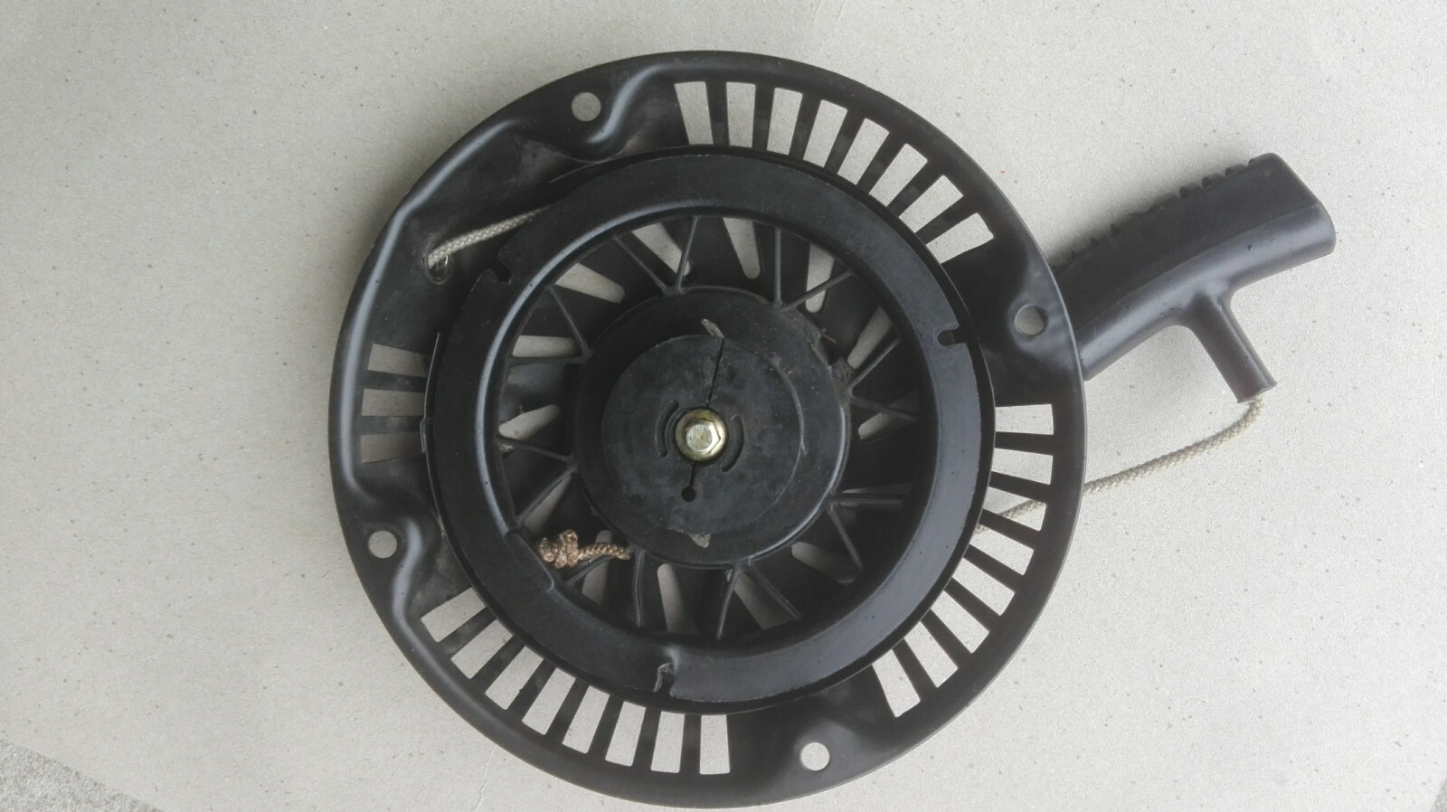 NOT WORKING DAMAGED, USED ,FOR SPARE PARTS VICTA STARTER ASSEMBLY V40 ...