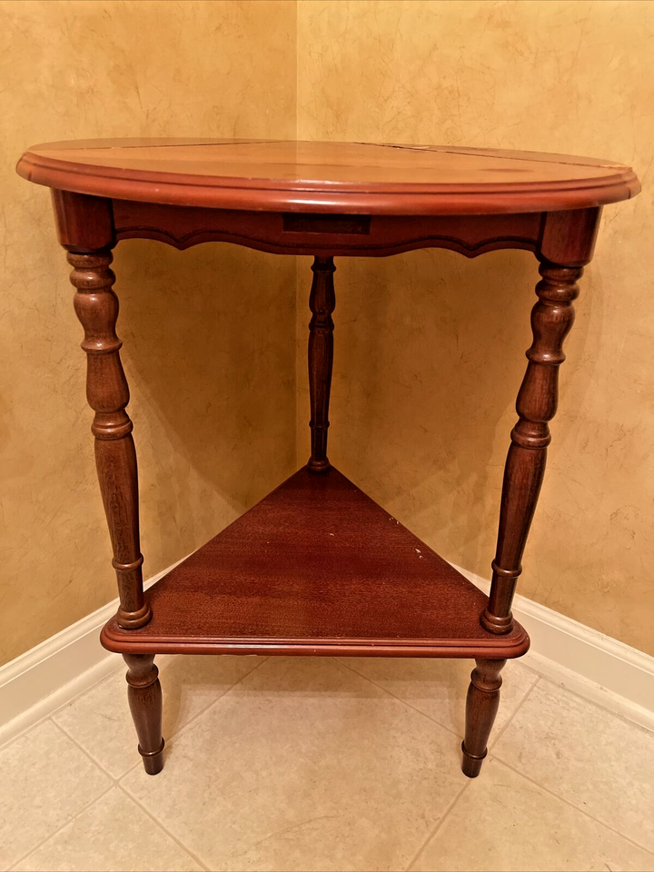 Vintage Powell Furniture Round / Triangle Drop-Leaf Side Table with ...