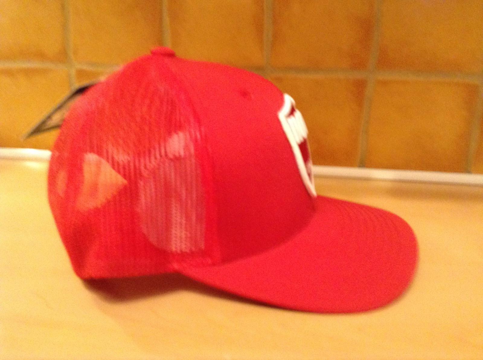 BNWT adults designer baseball cap,red/white,Societe Noir,adjustable hat ...