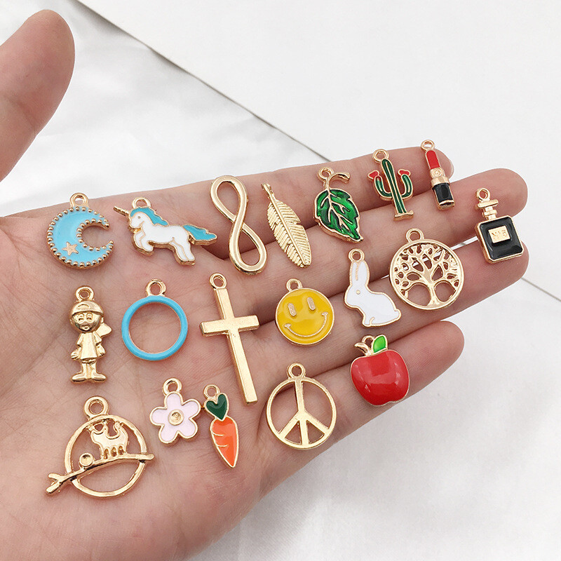 50/150Pcs Mixed Cute Enamel Charms Pendant Bracelet Neacklace For ...