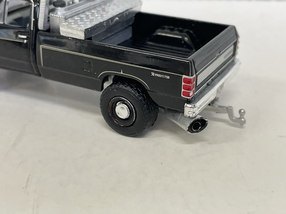 Custom 1/64 Greenlight Dodge Ram 2500 4x4 Farm Truck Cummins Diesel ...