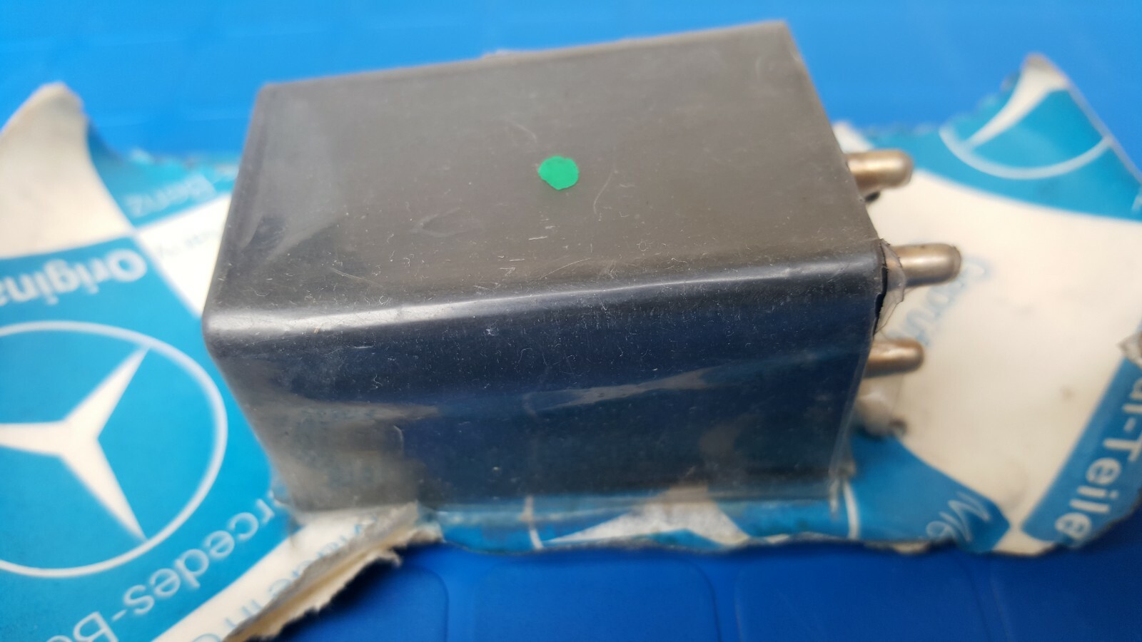 Mercedes Benz W124 W201 Diesel Kickdown relay 190D 200D 250D 300D TD ...