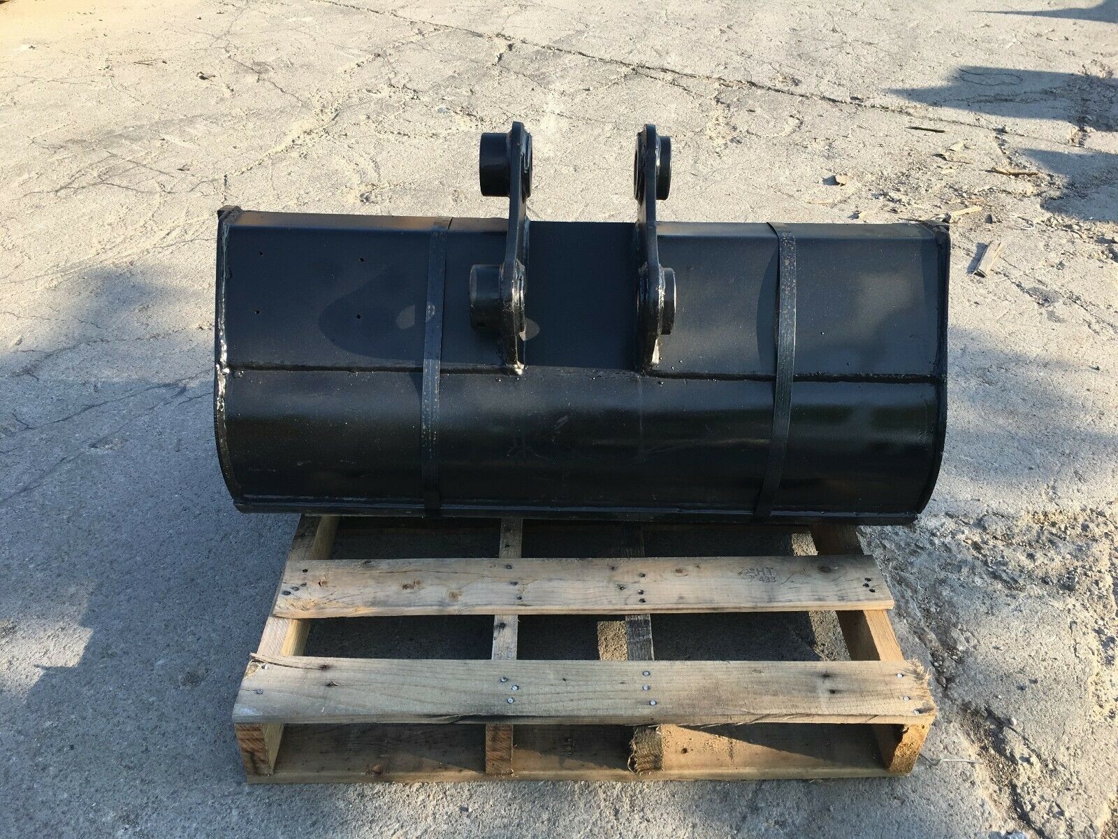 New 36" Ditch Bucket for a Takeuchi TB240 with Coupler Pins & Bolt On ...