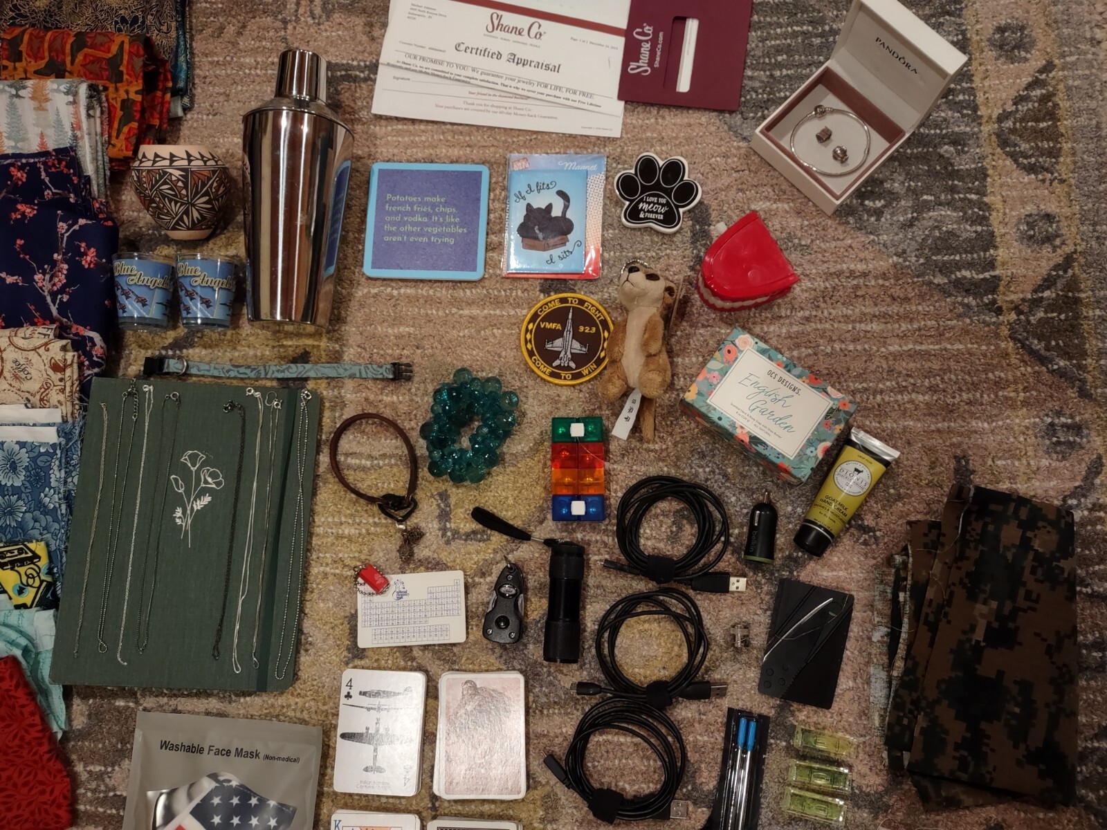 Mixed Lot - Jewelry, Collectibles, Fabric, Miscellaneous | eBay