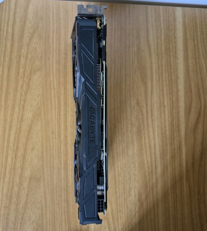 Gigabyte Nvidia Geforce 1080 8GB GDDR5X Gaming GPU Graphics Card GV ...