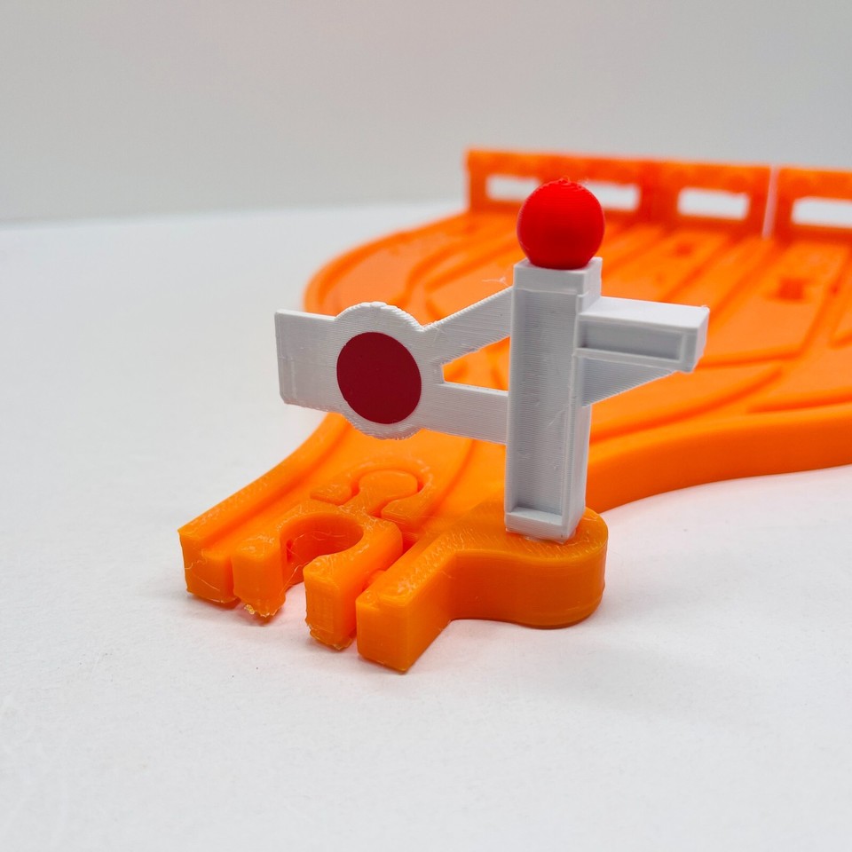 Wooden Railway 5 Way Split Train Track Switch & Buffer Set | eBay