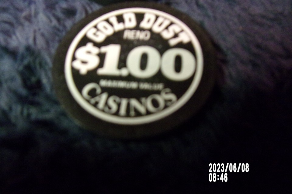 2 VINTAGE GOLD DUST CASINO 1 DOLLAR CRAP TABLE BET TOKENS | eBay