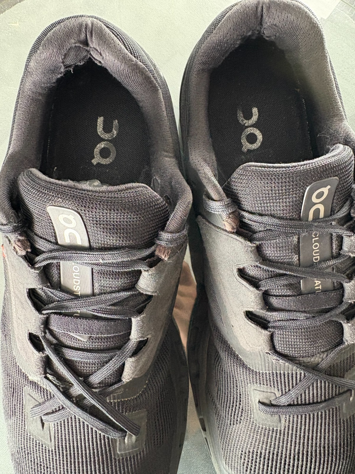 OnCloud Cloudstratus $160 Men's Running Sneakers Shoes Size 12.5 Black ...